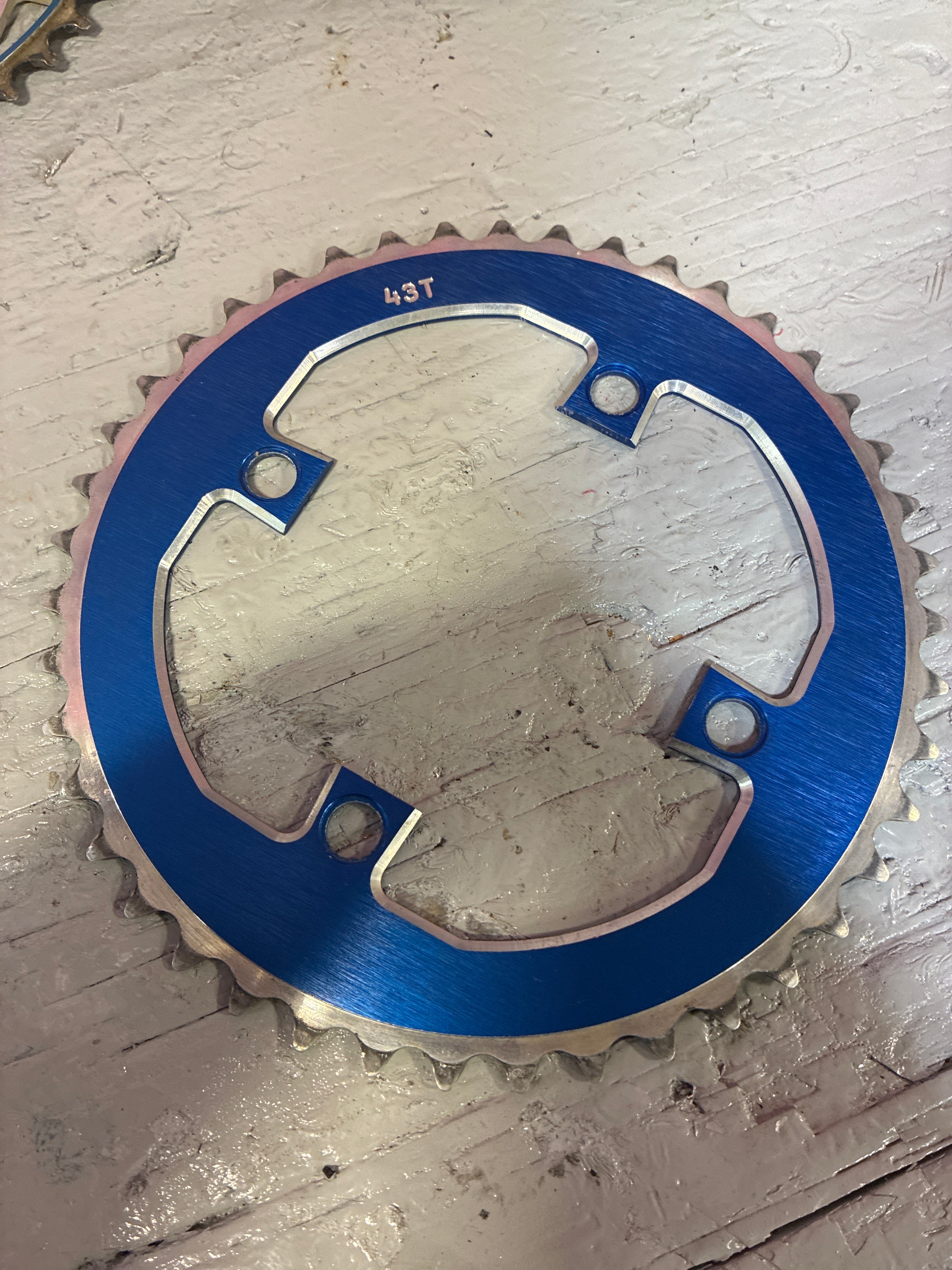 bombshell 43t 4 bolt chainring – Powers Bike Shop