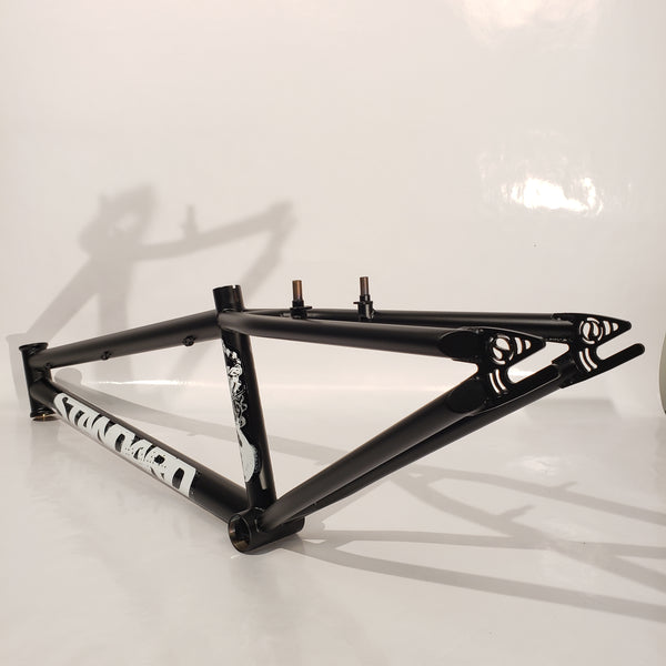 Standard Byke 125r cruiser frame – Powers Bike Shop